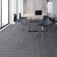 China Modern Nylon Carpet Tiles for Commercial Offices 3.5mm Pile Height 550g Tufted Weight for sale