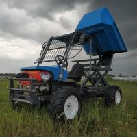 China 4WD Palm Oil Harvesting Tractor With Easy Maintenance for sale