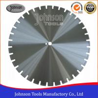China 600mm Diamond Road Saw Blade for Reinforced Concrete and Asphalt Cutting - 4.4mm Segment Thickness for sale
