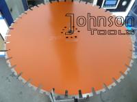 China 650mm Diamond Wall Saw Blade 4.4mm Segment for Natural Stone Cutting Long Life for sale
