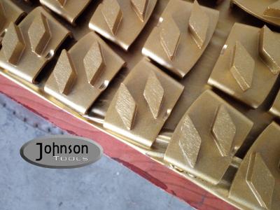 China Golden Color HTC SF2 Grit 25 Diamond Grinding Segment for EZ Change Plate Concrete Floor for sale