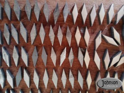 China Rhombus Diamond Segments 7mm Height Grit 30/40 for Grinding Wheels Stone Concrete for sale