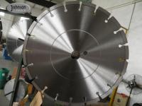 China 12-inch 300mm Diamond Concrete Cutting Blade with 3.0mm Segment Thickness for Reinforced Concrete for sale