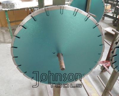 China 400mm Laser Welded Diamond Asphalt Cutting Blade - 3.4mm Segment Thickness for Wet/Dry Road Construction for sale