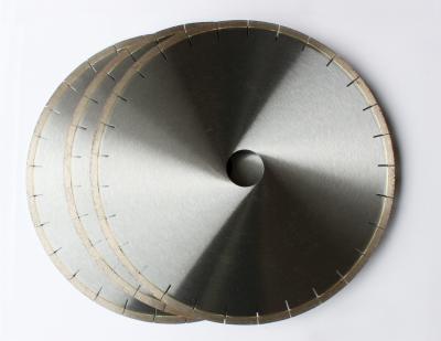 China 400mm Silver Welded Diamond Tile Saw Blade with 10mm Segment Height for Porcelain and Ceramic Cutting for sale