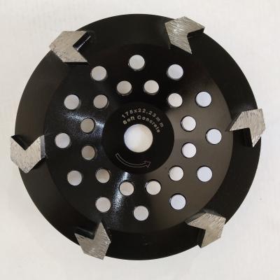 China 175mm 7 Inch Arrow Segment Diamond Cup Grinding Wheel for Concrete Granite for sale