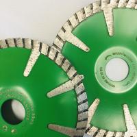 China OD125 125mm Hot Press Sintered Diamond Concrete Cutting Disc Turbo Segments 22.23mm for sale