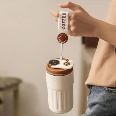 China 450ml Smart Temperature Display Travel Mug with Stainless Steel Material and Lanyard for sale