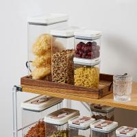 China Clear BPA Free 6-Piece Set Air Tight Easy Open Lids Cereal Seal Pot Dry Food Storage Containers for sale