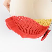 China Clip On Strainer for Pots Pan Fits All Pots and Bowls Silicone Kitchen Strainer for sale