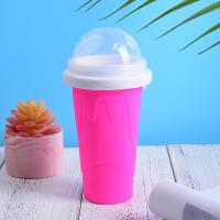 China 10.5*6*21cm Slushy Maker Cup Food Grade Silicone Pinch Slush Cup Ice Cream Tubs Type for sale