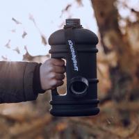 China Stay Hydrated on the Go with Our 2.2L Half Gallon Water Bottle BPA Free and Food Grade for sale