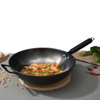 China Minimalist Style Non Stick Honeycomb 34cm Pure Iron Frying Wok Sustainable and Durable for sale