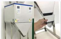 China Vertical Coffee Powder Weighing And Filling Machine For Mixing Nuts for sale