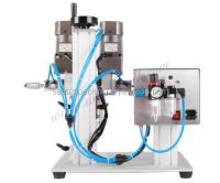 China Tabletop Semi Automatic Bottle Capping Machine Pneumatic Driven for sale