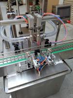 China Straight Line 6-head Automatic Servo Liquid Filling Machine 100-1000ml for sale