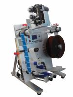 China SL-130 Verital Round Bottle Labeller,Adhesive Stickers Labeling Machine for Round Bottles for sale