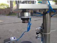 China Good Semi Automatic Packaging Spray Perfume Bottle Sealing Capping Crimping Machine for sale