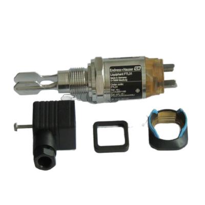 China Low Price E+H Liquiphant FTL31 Vibronic Point Level Switch For Liquid FTL31-AA4U2AAWBJ for sale