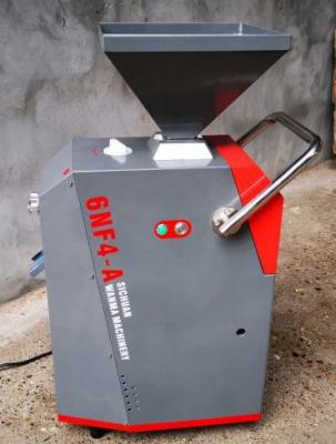 China 60- 100kg/H Millet Mini Rice Mill 65KG Small Rice Grinder Machine for sale