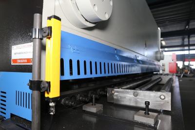 China 6mm Metal Plate Cutting Machine / CNC Hydraulic Guillotine Shear 3Meters for sale