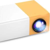 China Volto YG300 2K HD Portable Smart Projector with Android OS, 20 Lumens, 0.85kg Weight for Home Theater and Business for sale