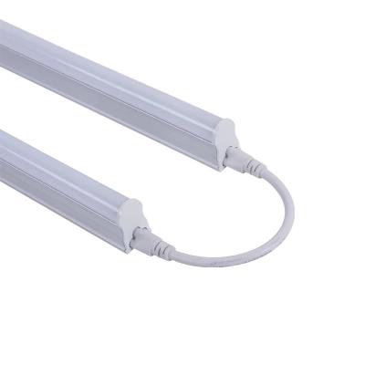 China LED Light Source T5 Integrated 18w 1800lm 4ft Shop Linear Light with 2- for sale