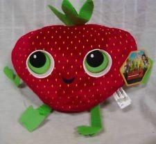 China Custom 25cm Cloudy with a Chance of Meatballs 2 Strawberry Berry Stuffed Plush Toy OEM for sale