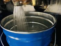 China High Impact Resistance Electrical Insulation Epoxy Resin for 200kg Steel Drums for sale