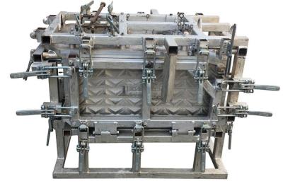 China Custom Cast Aluminum Rotomolding Mold with Diamond Lattice Ribs & Steel Frame for Insulated Cooler Boxes & Heavy Containers for sale