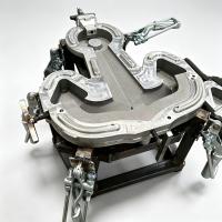 China Custom T-Shaped Complex Cast Aluminum Rotomolding Mold with Multi-Axis Clamping & Steel Frame for Engine Air Ducts & Multi-Branch Housings for sale