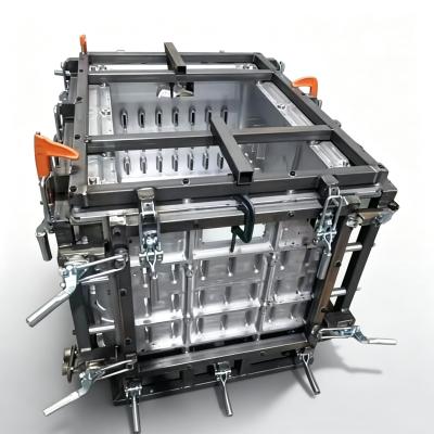 China Custom Heavy-Duty Cast Aluminum Rotomolding Mold with Steel Skeleton Cage & Pallet Base for Industrial Storage Bins & Containers for sale