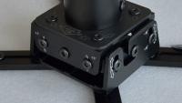 China 360 Degree Rotation Projector Ceiling Mount with 25kg Load Capacity and 890-1050mm Extension Pole Options for sale