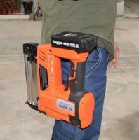 China Durable Industrial 18V Wood Air Cordless Nailer Holds up to 100 nails with Li battery for sale