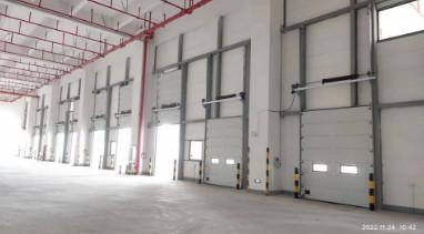 China Insulated Industrial Sectional Doors RAL9006 / RAL9002 Color For Warehouse for sale