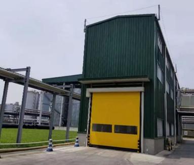 China CE Industrial Fast Door High Strength Polyester Fiber PVC Curtain Thickness 0.8mm for sale