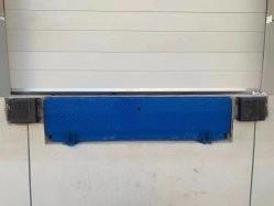 China Dock Leveler with Anti-Slip Technology Safety and Reliability for sale
