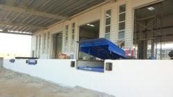 China Customized Cold Storage Hydraulic Dock Levelers For Sub-Zero Slip-Resistant Surface Custom Dimensions for sale