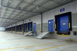 China PVC Material Dock Shelter with Sealing and Insulation for Loading Docks - 3mm Thickness for sale