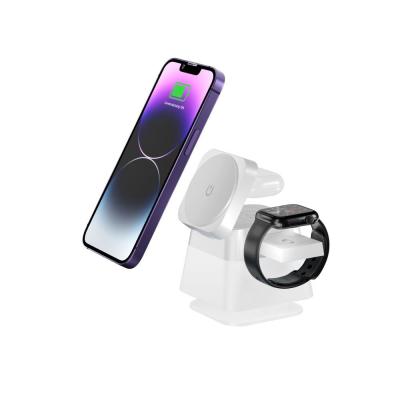 China 3-in-1 Wireless Charging Station for Apple Devices 20W Output and USB-C Input Port for sale