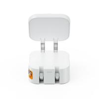 China 3 In 1 Desktop Wireless Charging 70 X 70 X 41mm 5w/7.5w/10w/15w Output 9v-3a 12v-1.5a Adapter for sale