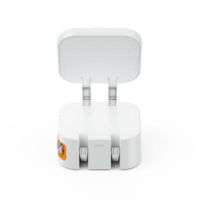 China Black/White 3 In 1 Desktop Abs Pc Zinc Alloy Material Traval Wireless Charger Sensing Distance 2-6mm 9V-3A 12V-1.5A Input Voltage and Current for sale