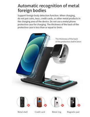 China 3-In 1 Wireless Fast Charger Apple/Samsung 15W/10W Foldable Xharger Support Apple Watch With The Night Light for sale