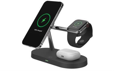 China 4 In 1 Wireless Fast Charger T68C 15W/10W Industrial Mobile Phone Charger Support Apple and Samsung Charging Bracket for sale
