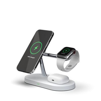 China 2025 New 3 In1 Multifunctional Charger 15W 10W Magnetic Fast Charger Apple And Samsung Phones WIreless Charger With Night Light for sale