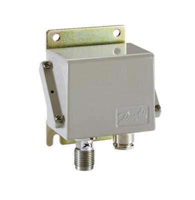 China Danfoss Pressure transmitter, EMP 2 084G2112, 0.00 bar - 25.00 bar, 0.00 psi - 362.50 psi for sale