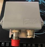 China Danfoss Pressure transmitter, EMP 2 084G2106 , 0.00 bar - 4.00 bar, 0.00 psi - 58.00 psi for sale