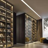 China Solid Pine Wooden U Shaped Closet Organizer Custom Walk In Wardrobe for sale