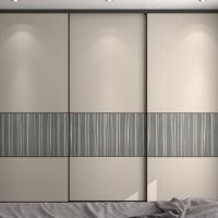 China Build In White Wardrobe Cabinet Custom Master Closets Sliding Door for sale