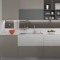 China Standard Kitchen Wall Cabinets Lacquer Door Panel Interior Home Style Villas for sale